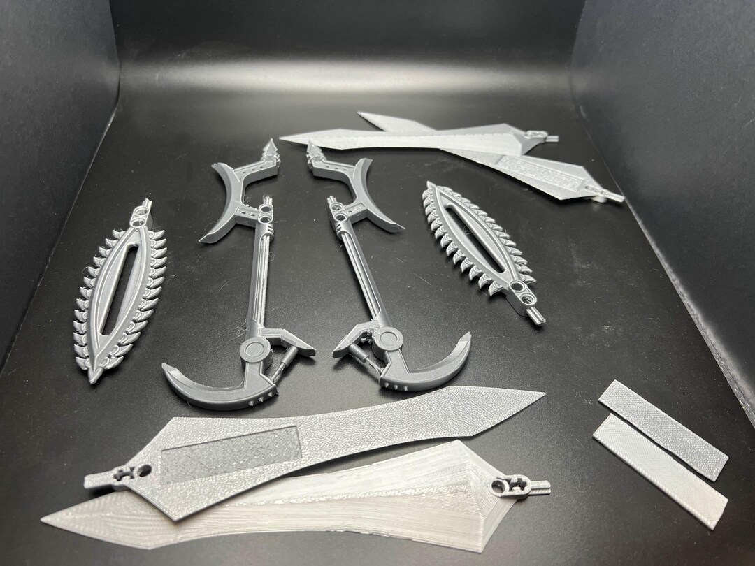 Silver Bionicle Weapon's Lot. (vahki Staff, Anime Sword, and Razor ...