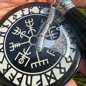 Viking Vegvisir Axe Keychain - Nordic Compass Futhark Runes -includes ...