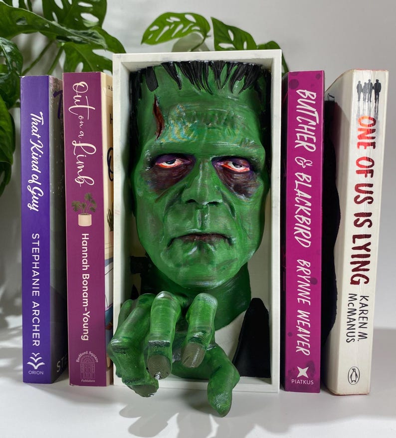 Cantinho de Leitura Frankenstein – Decoração de Estante de Livros ...