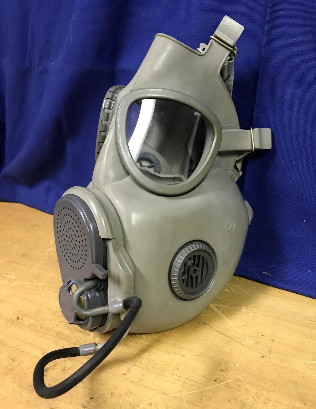 East German / Czech Gas Mask From Cold War - Etsy