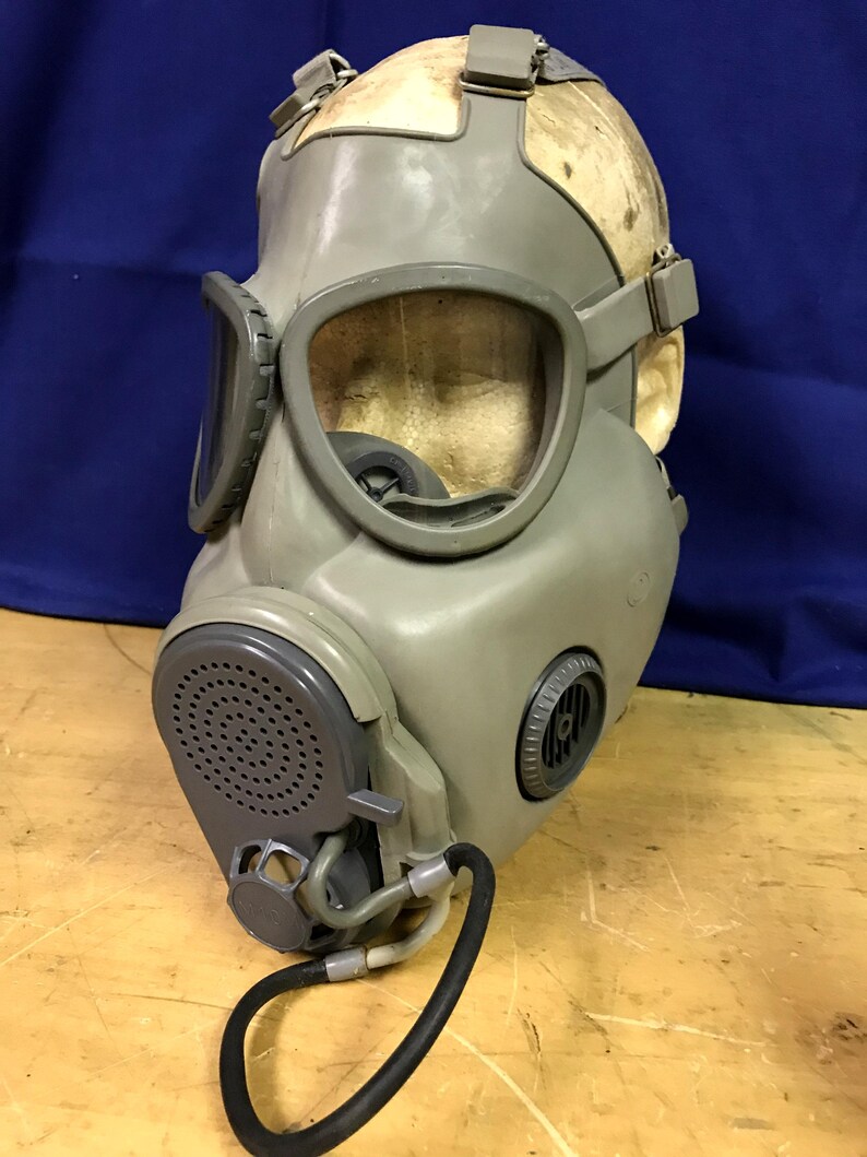 East German / Czech Gas Mask From Cold War - Etsy