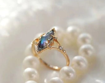 Gradient Diamond Ring - Etsy