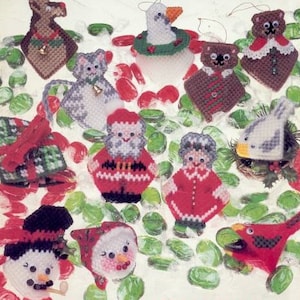 PDF Vintage Plastic Canvas Pattern | Plastic Canvas Pattern Christmas Squeezums | Plastic Canvas ...
