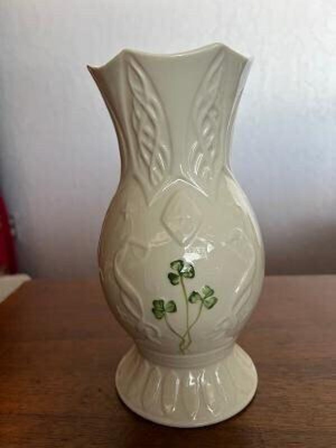 Vintage Beleek Shamrock Vase Made in Ireland - Etsy