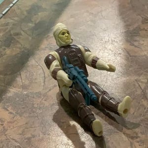 Vintage 1980 DENGAR the Bounty Hunter Action Figure Complete With Gun ...