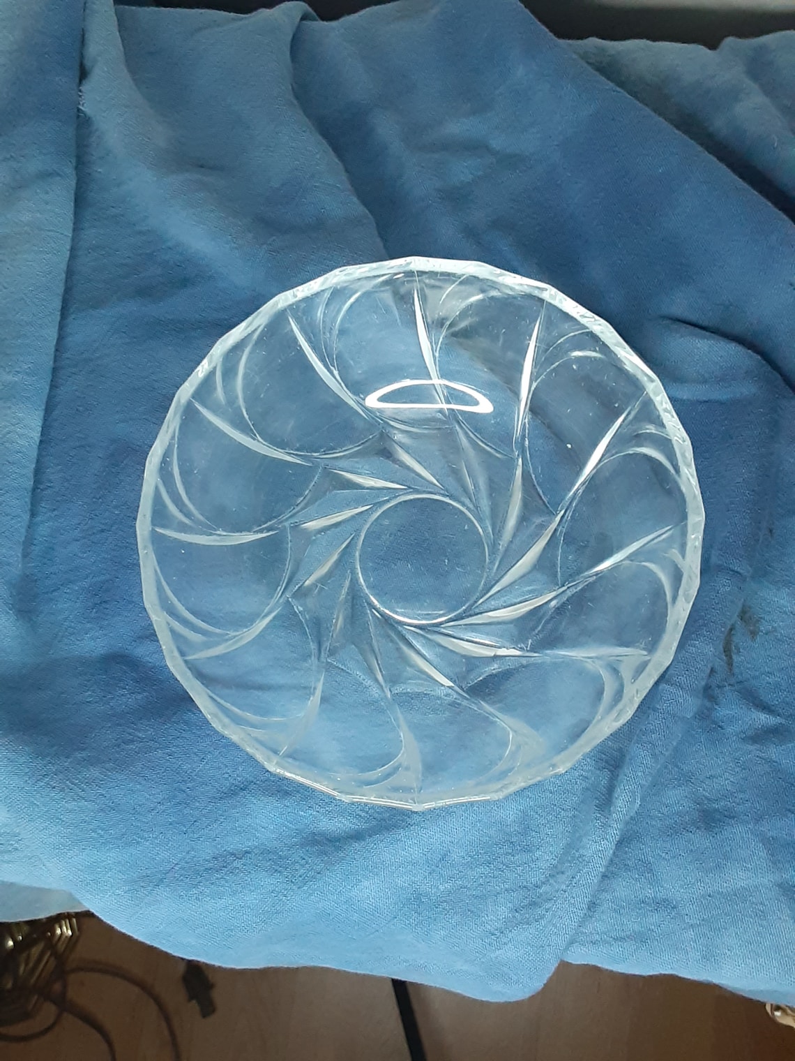 Swirl Glass Bowl/glass Bowl Decor//gl - Etsy