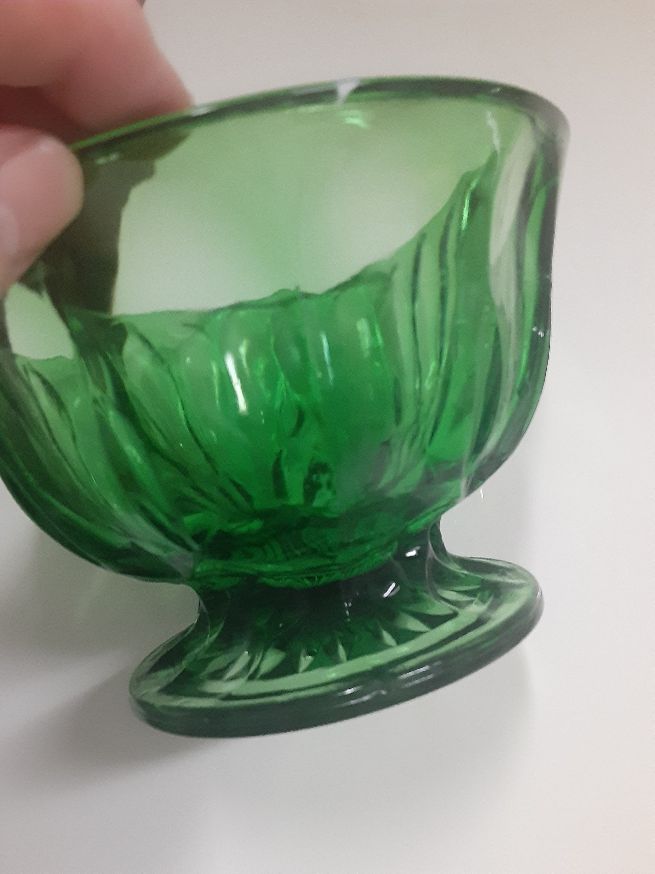 Vintage Emerald Green Pedestal Bowl - Etsy