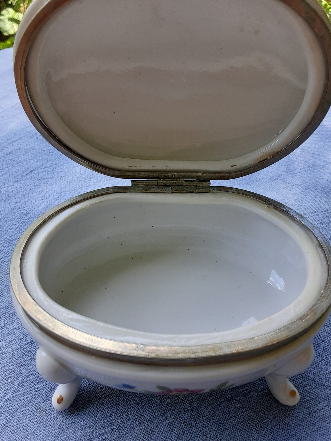 Rose Ceramic Hinged Footed Jewelry Box/jewelry Box/ Box/small Ceramic ...