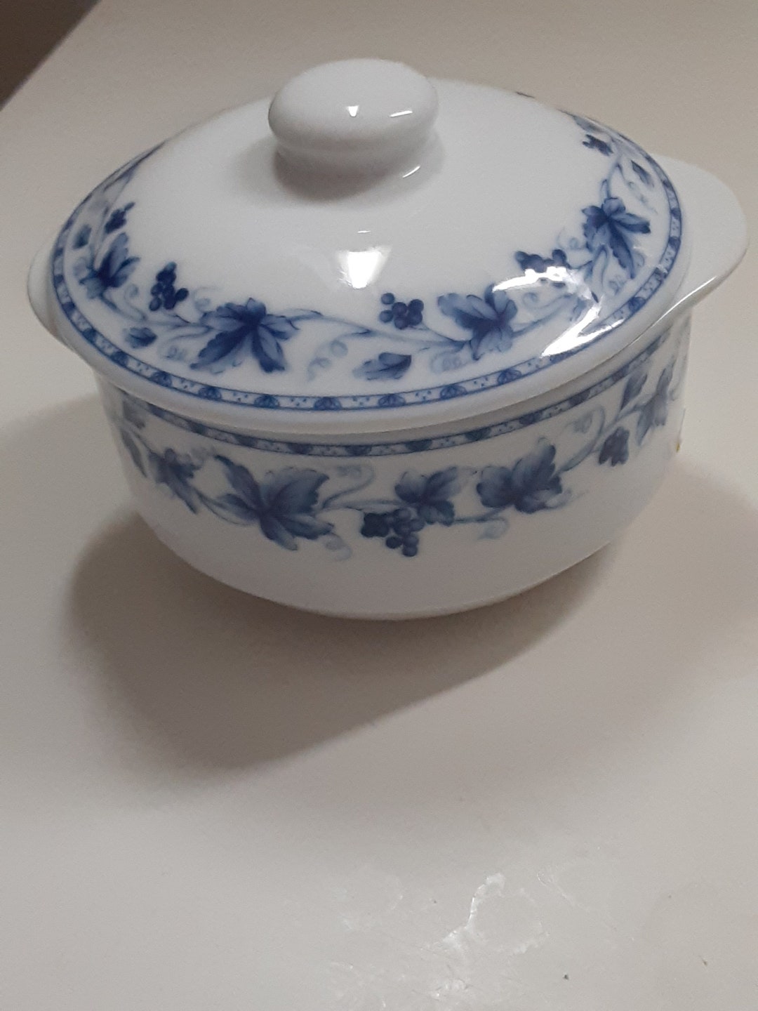 Patra Blue White Porcelain Trinket Box With Lid/jewelry Box/bedroom ...