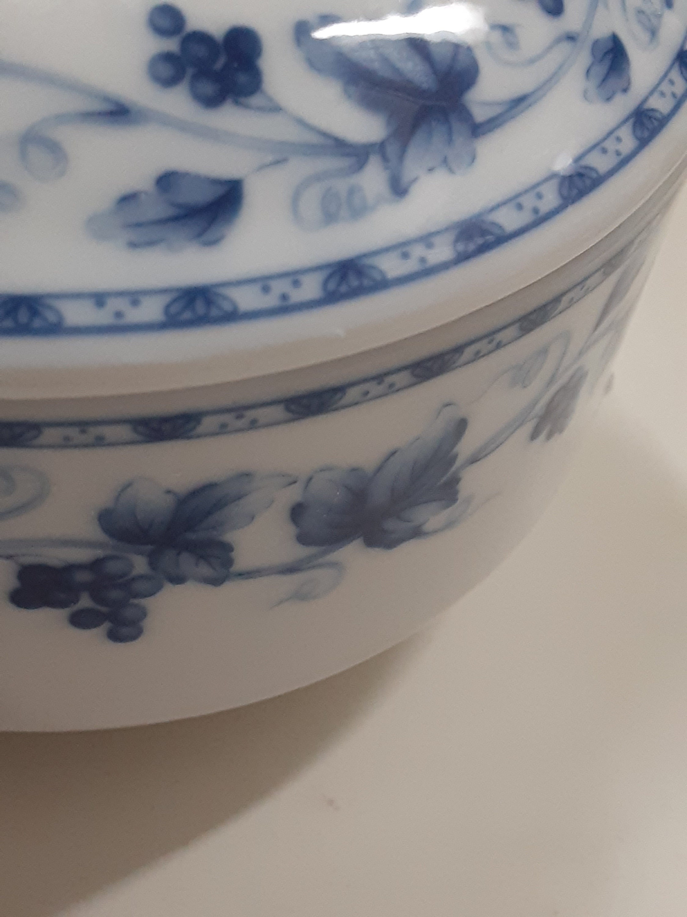 Patra Blue White Porcelain Trinket Box With Lid/jewelry Box/bedroom ...