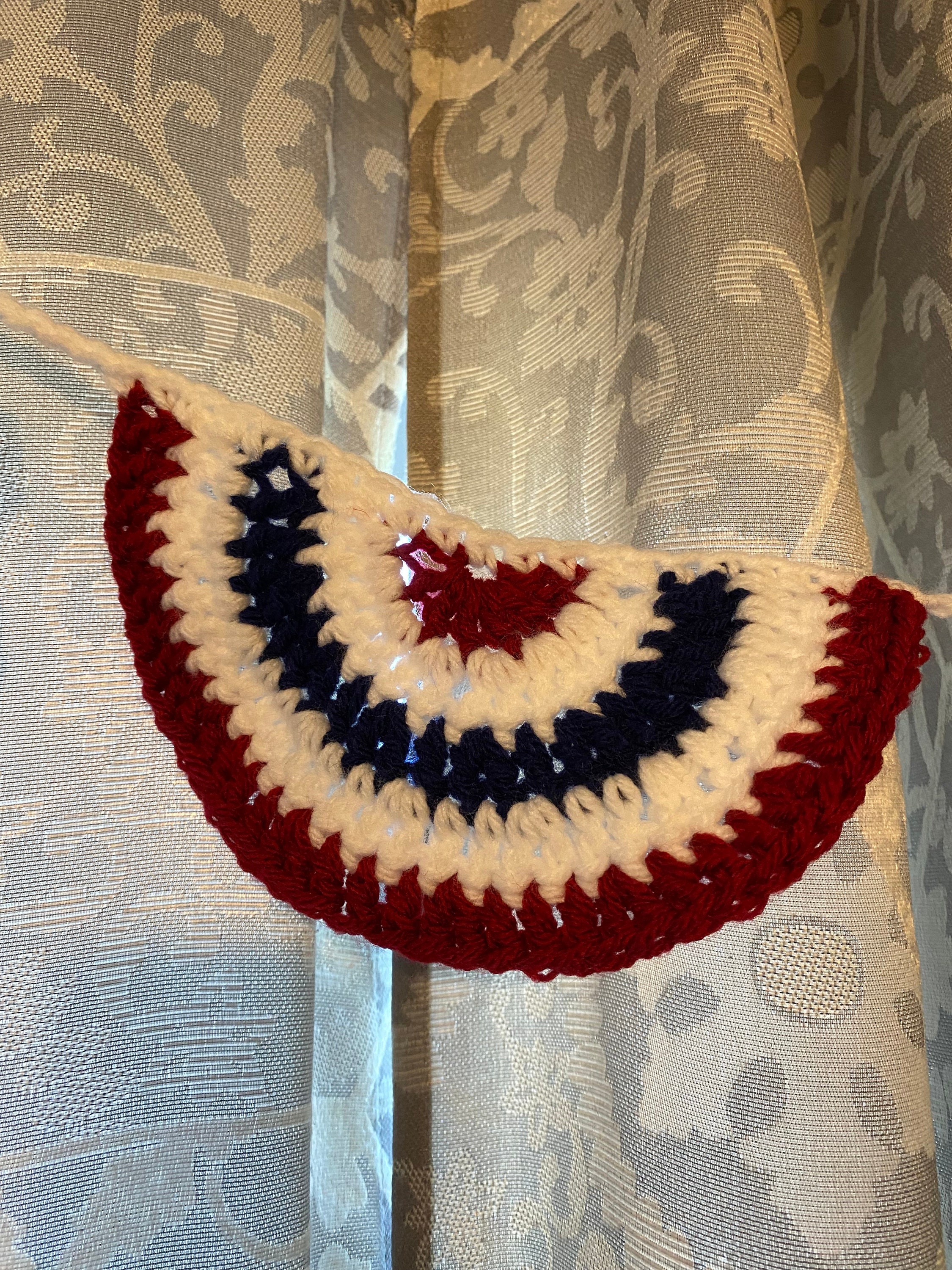 Patriotic Crochet Garland, July 4th Garland, Stars and Stripes Garland ...