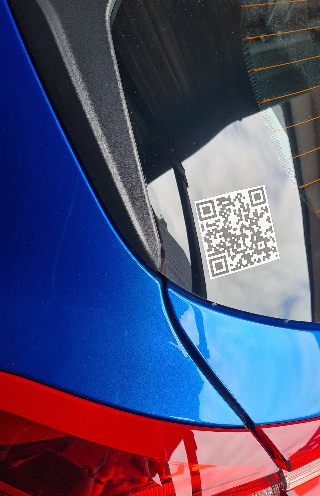 Personalisierter QR-Code als Aufkleber, verschiedene Inhalts ...