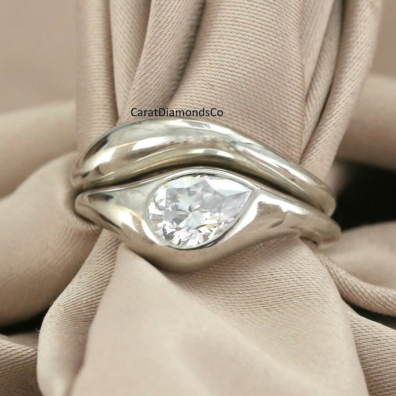 Flush Set Ring - Etsy