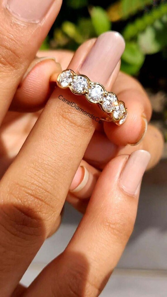 6 Stone Diamomnd Wedding Band White Moissanite Diamond - Etsy