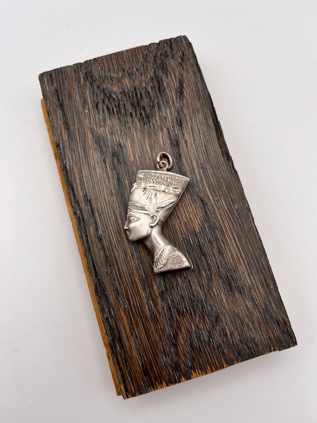 Vintage Egyptian Revival Queen Nefertiti Pendant / Charm Art - Etsy