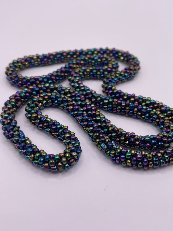 Peacock colour glass seed bead rope style vintage nec… - Gem