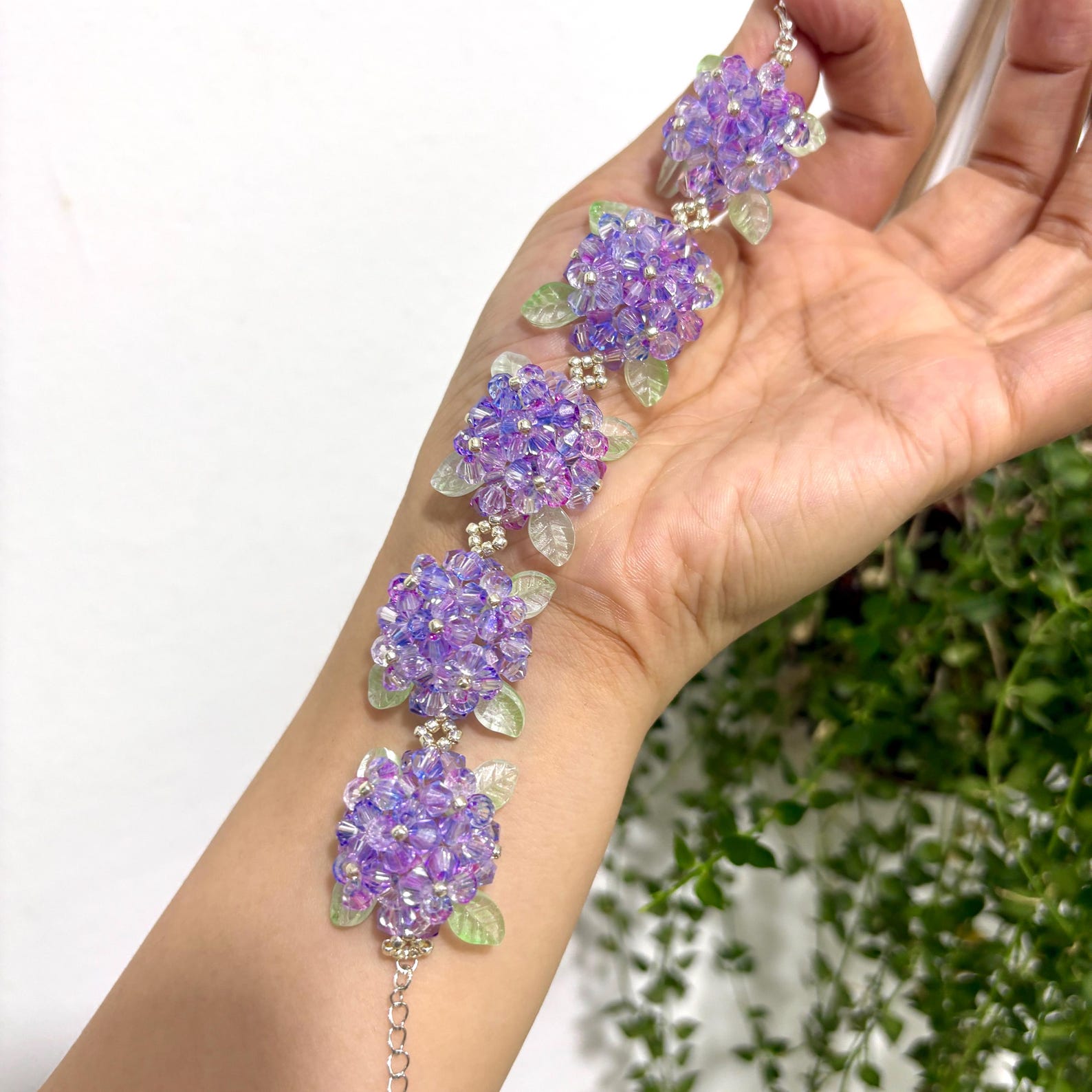 Color-changing Beaded Hydrangea Bracelet: Handmade Flower Bead Ring - Etsy
