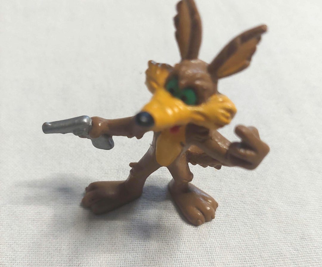 Vintage Werner Bros Bully West Germany - Willy Coyote - Original - PVC ...