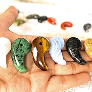 Magatama: Japanese Good Fortune Talisman Pendant (35mm) - Etsy