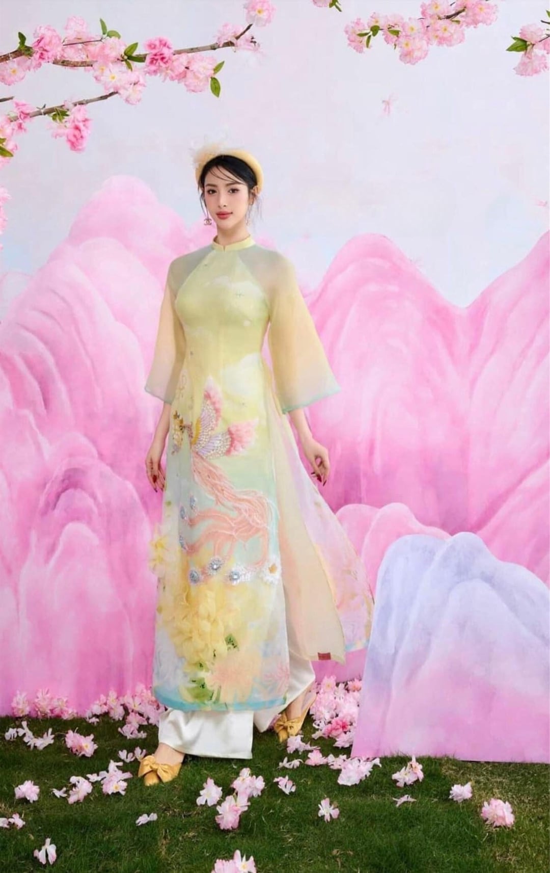 Pre-made Modern Vietnamese Ao Dai Organza Tet, Áo Dài Cách Tân Qipao ...
