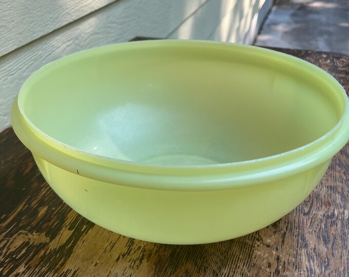 Vintage Large Yellow Tupperware Mixing Bowl Kitchen - Etsy