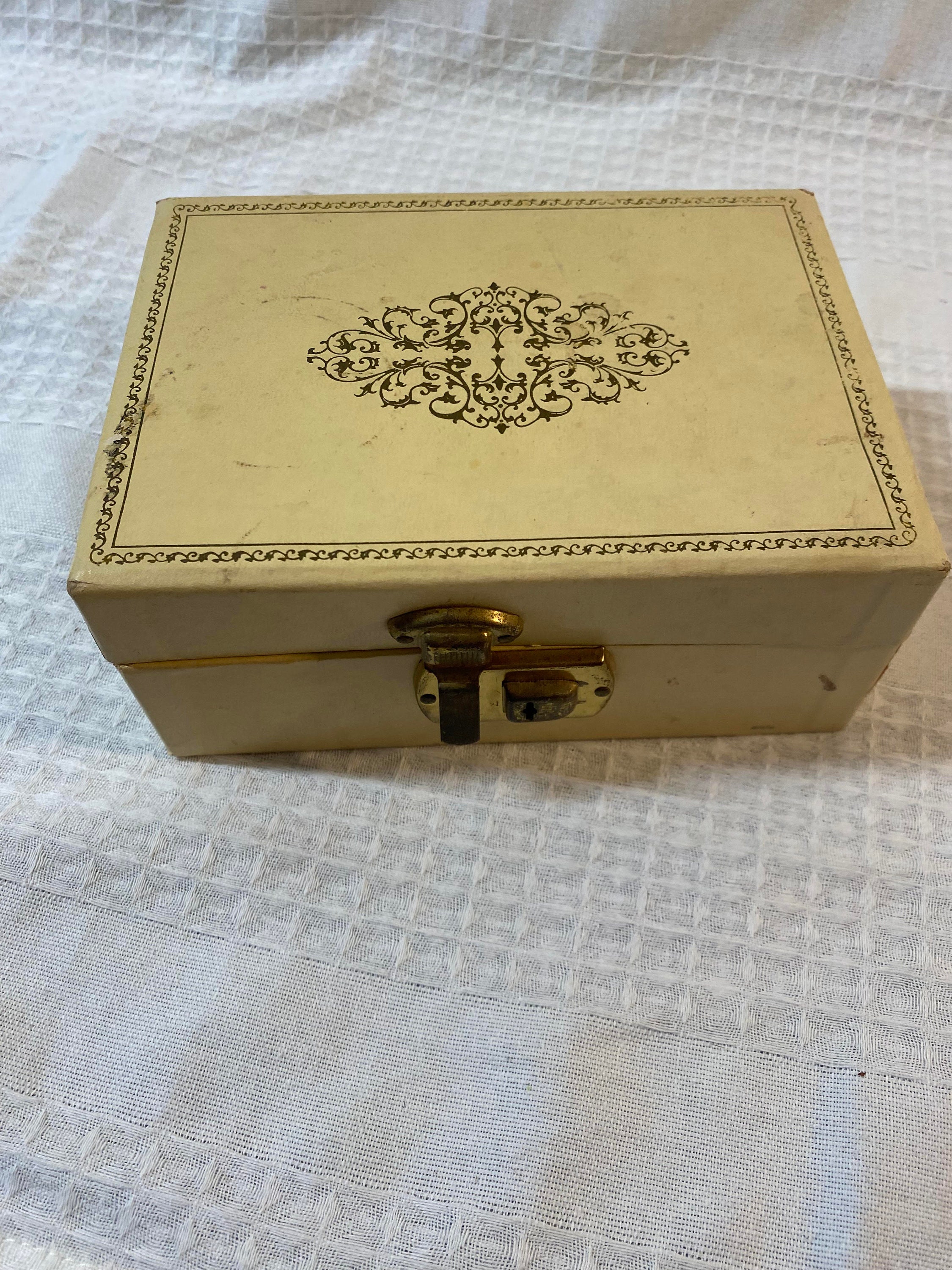Sweet Little Vintage Jewelry Box Cream With Blue Silk Inside - Etsy