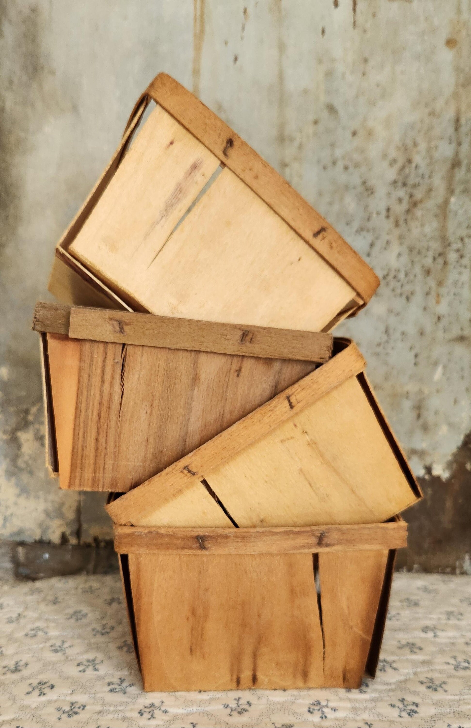 Vintage Used Wooden Berry Baskets, Set of 4 - Etsy
