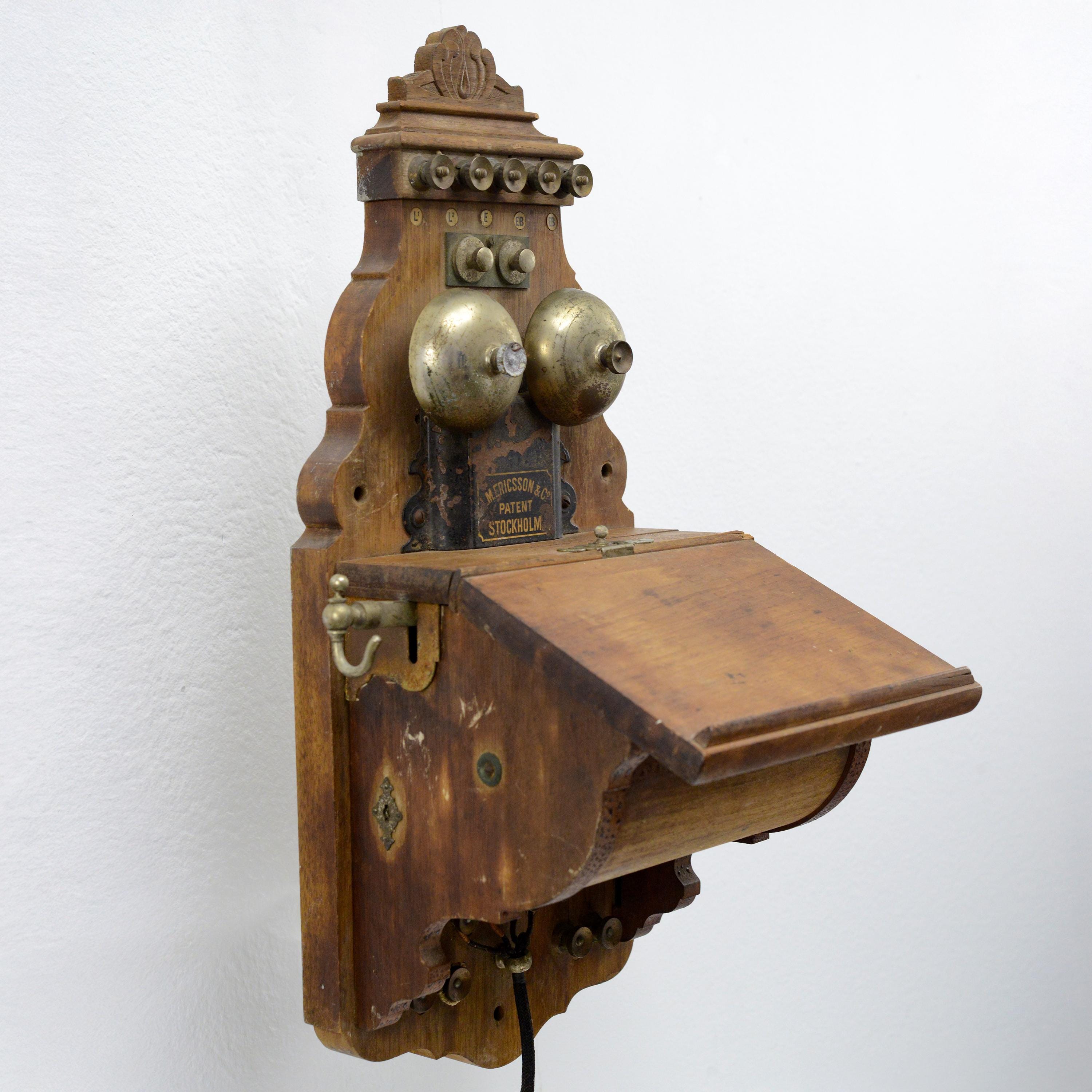 1925 Swedish Antique Walnut Wall Telephone L.M. Ericsson AB130 Crank ...