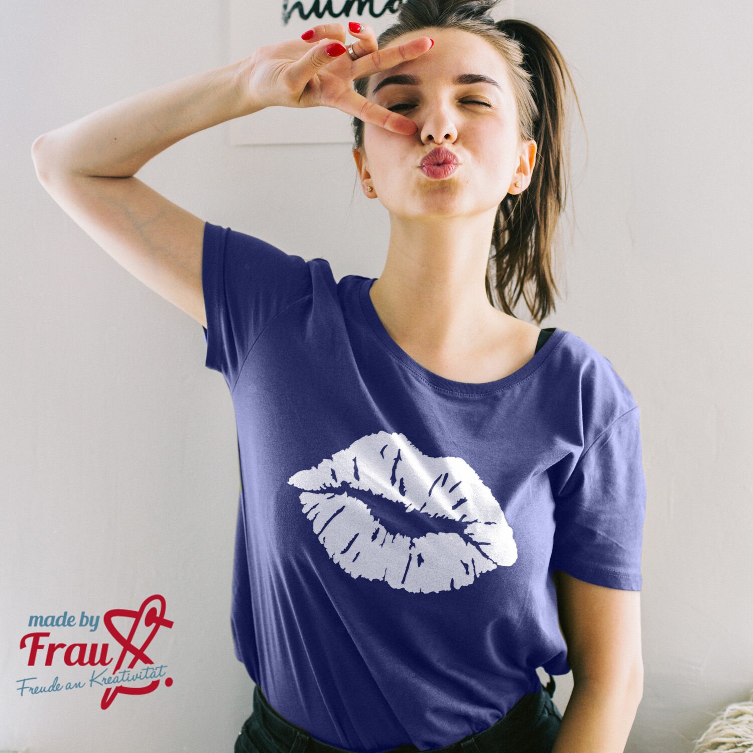 Plotter File Kissing Mouth Svg Dxf Png Plot Kiss JGA Valentine's Day ...