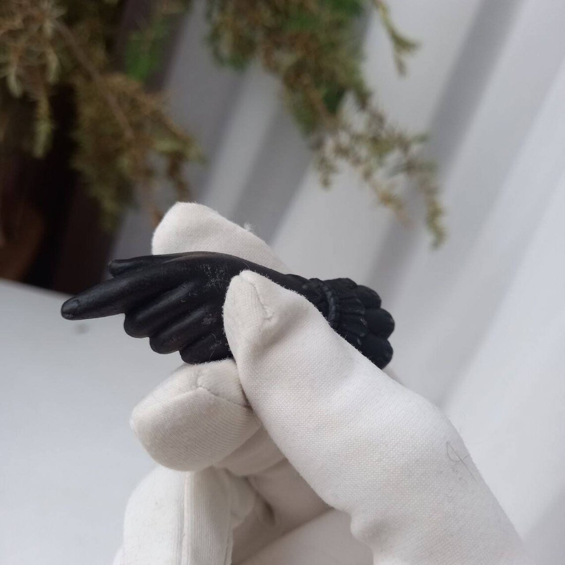 Antique Mourning Brooch, Victorian Bog Oak Hand Mourning Brooch Pin ...