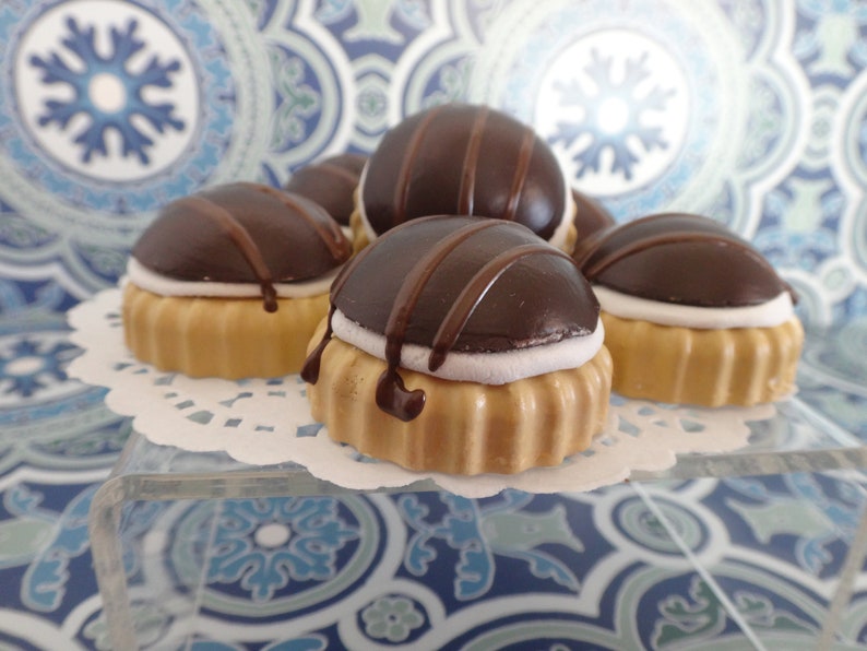 Six 6 Six Smores Faux Candies, Fake Bake, Props Display Deserts - Etsy