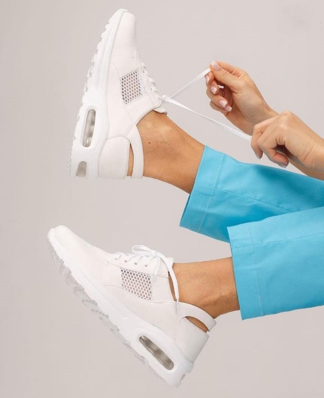 Medical Shoes, Comfortable White Women's Sneakers Designed for ...