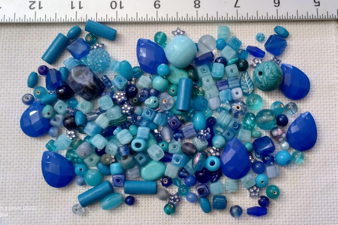 BLUE Bead Soup Mix: 60+ Blue Beads & Pendants Various Sizes Glass Wood ...