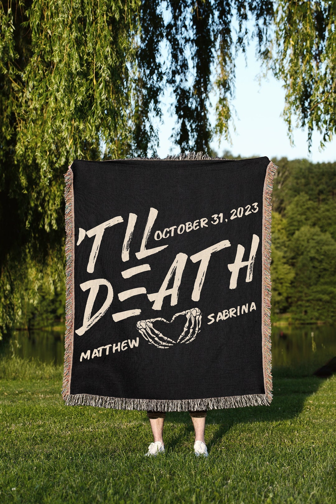 Minimalist Til Death Do Us Part Throw Blanket: Custom Skeleton Couple ...