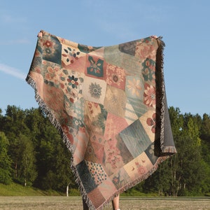 Faux Farmhouse Quilt Throw Blanket: Rustic Patchwork Woven Tapestry ...