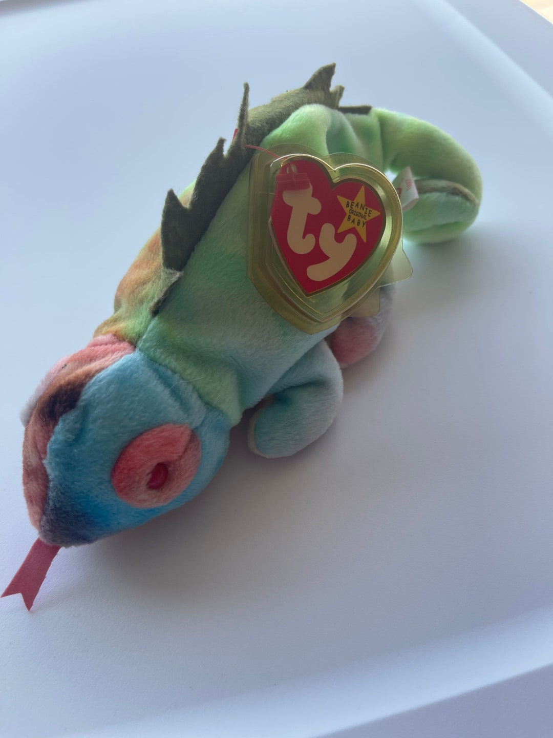 Rare TY Beanie Baby Set - Iggy DOB 8/12/1997 & Rainbow DOB 10/14/1997 ...