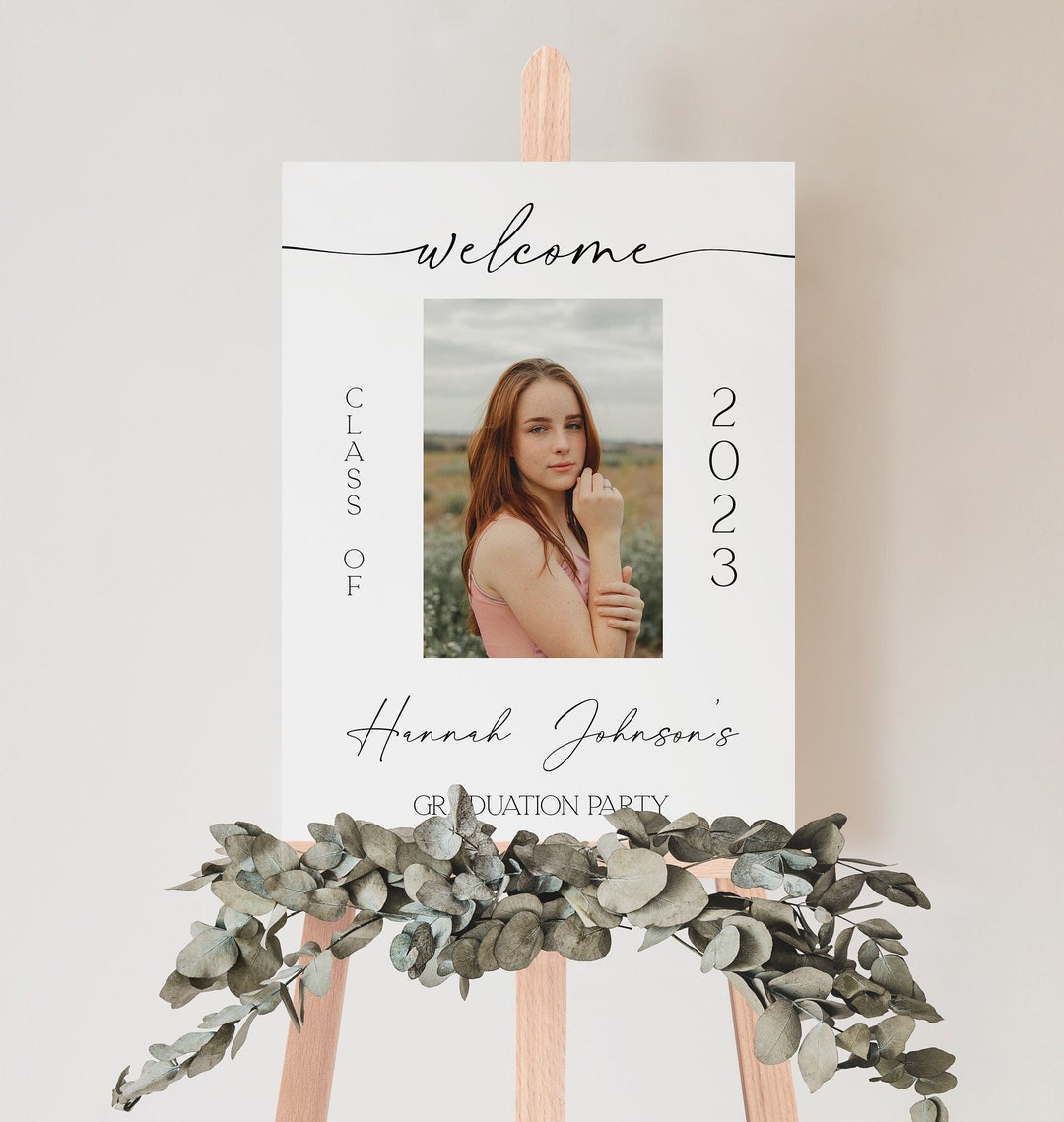 Minimalist Graduation Party Welcome Sign, Simple Picture Graduation ...