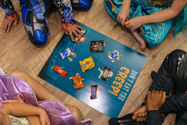 Halloween Party Games for Kids - Don't Eat the Creep! Game Board (don't ...