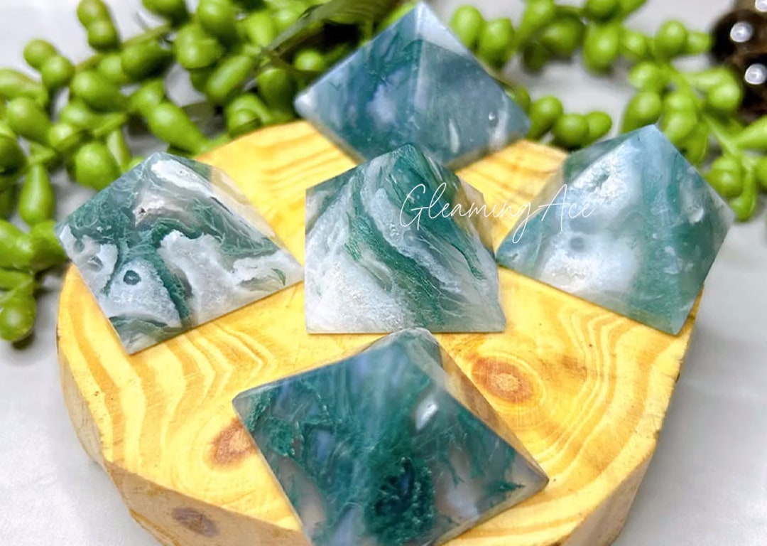Natural Moss Agate Pyramid, Green Water Grass Crystal Pyramid, Gemstone ...