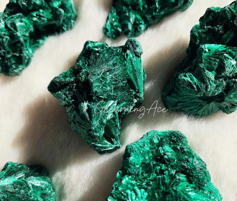 Natural Rough Malachite Gemstones, Rough Velvet Malachite Crystal ...