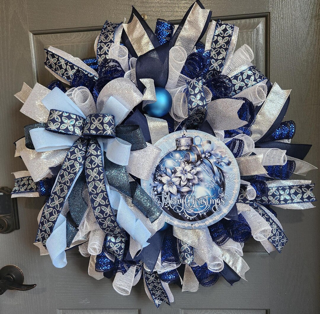 This Gorgeous Blue and Silver Winter Wreath is Great for All Winter ...