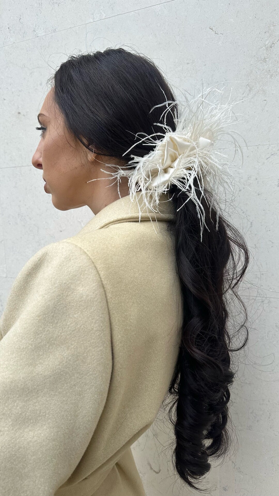 Scrunchie With Feathers in Ivory White, Scrunchie With Feathers, Silk ...
