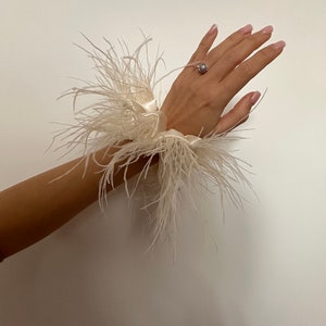 Handmade Ecru Silk Scrunchie: Ostrich Feather Hair Tie - Etsy