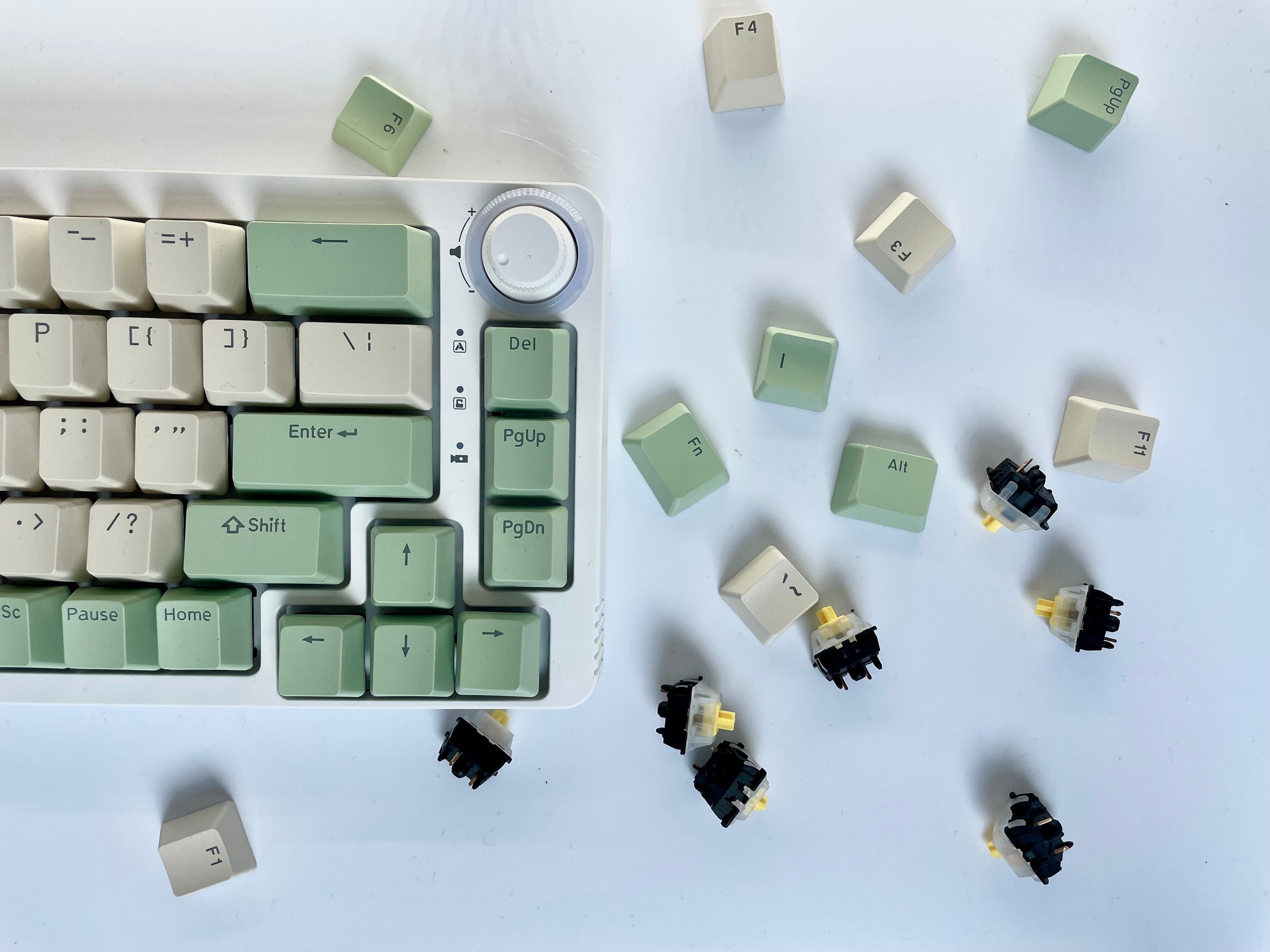 Custom Keyboard Commisions- Mechanical Keyboards, Gaming Keyboard ...