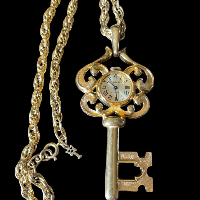 Crown Key Necklace - Etsy