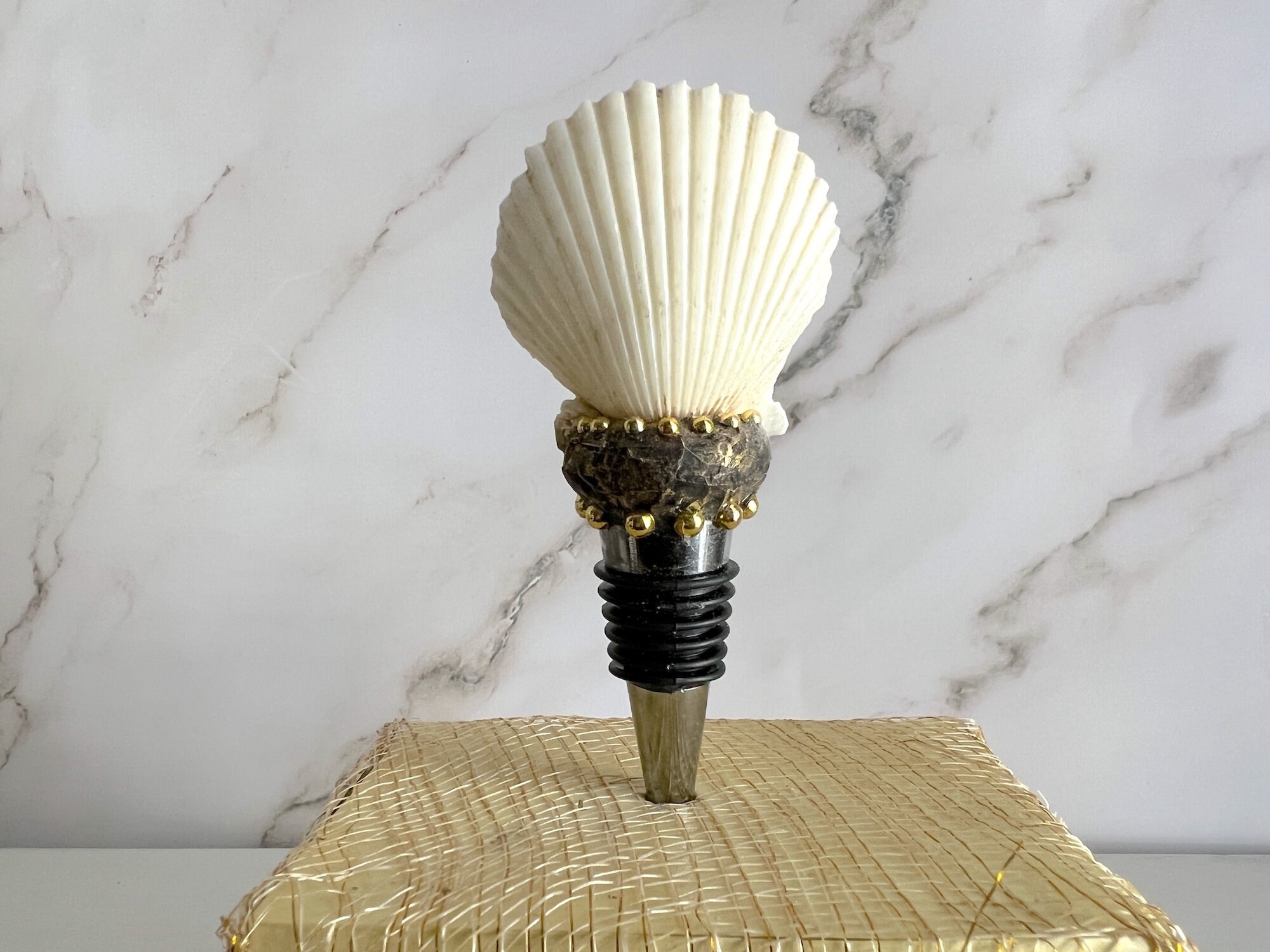 Shell Bottle Stopper Wine Stopper Gold Studs Shell Decor - Etsy