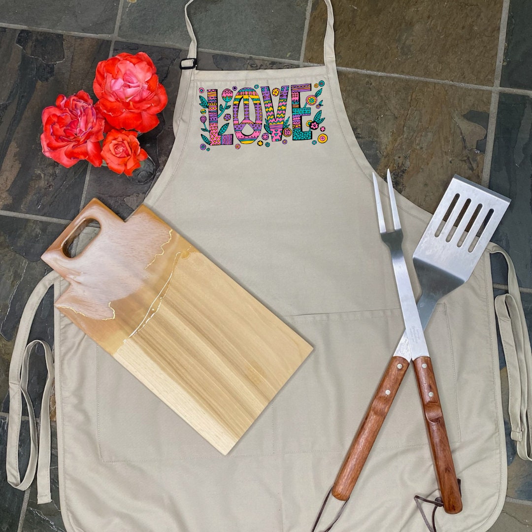 Love-apron With Pockets-housewarming-gift for Mom-kitchen-hostess Gift ...