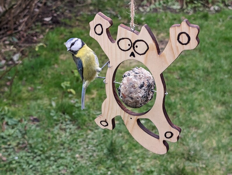Fat Ball Cat Bird Feeder Ideal Gift Hanging Fat Ball Feeder Bird Lovers ...
