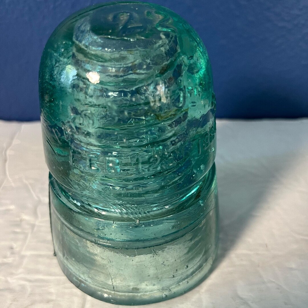 BROOKFIELD Beehive Glass Insulator Aqua PAT'D NOV 13th 1883 and Feb ...