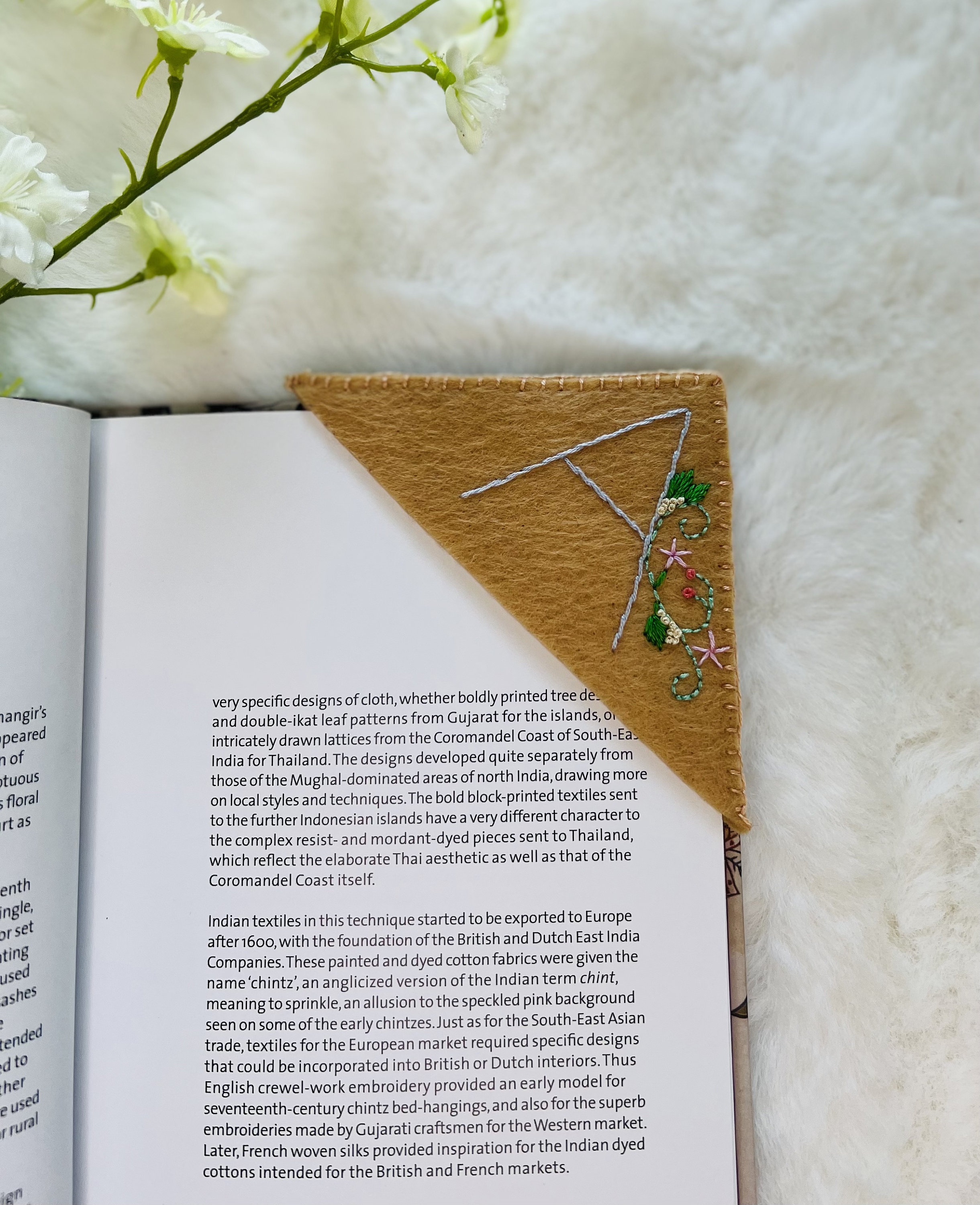 Embroidered Custom Corner Bookmark Handmade Embroidery Gift - Etsy